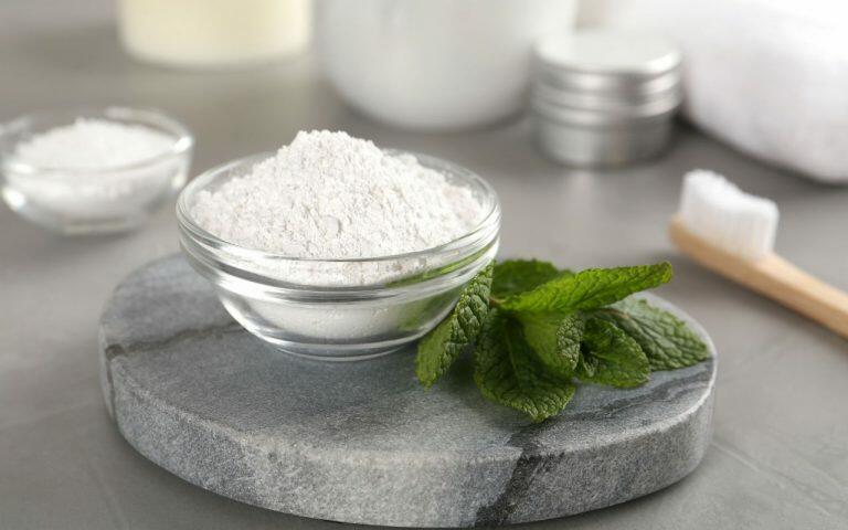 choosing the right toothpaste - what is tooth powder - Bradford Family ...